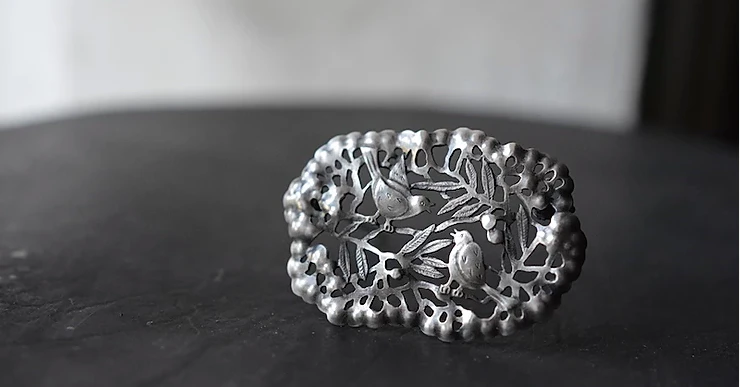 イベントお知らせ機能の活用 「初雪・ポッケ インタビュー」 | iichi 日々の暮らしを心地よくするハンドメイドやアンティークのマーケットプレイス