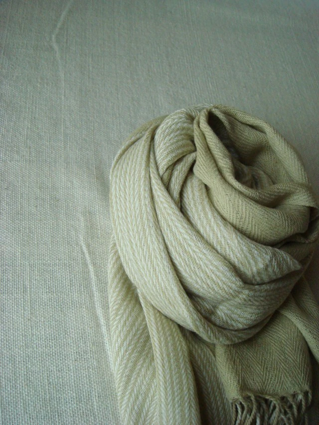 マフラーと仲間たち。 | iichi 日々の暮らしを心地よくするハンドメイドやアンティークのマーケットプレイス