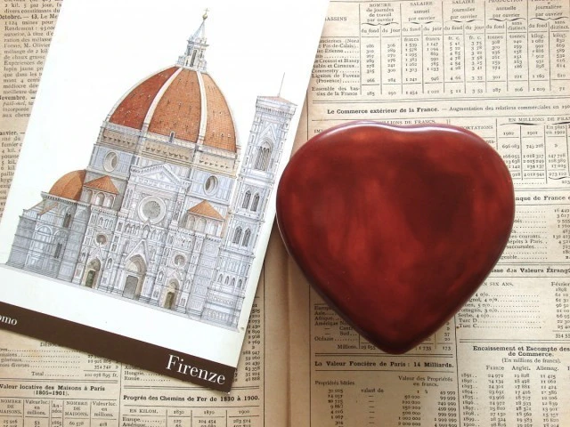 恋しましょう。 | iichi 日々の暮らしを心地よくするハンドメイドやアンティークのマーケットプレイス