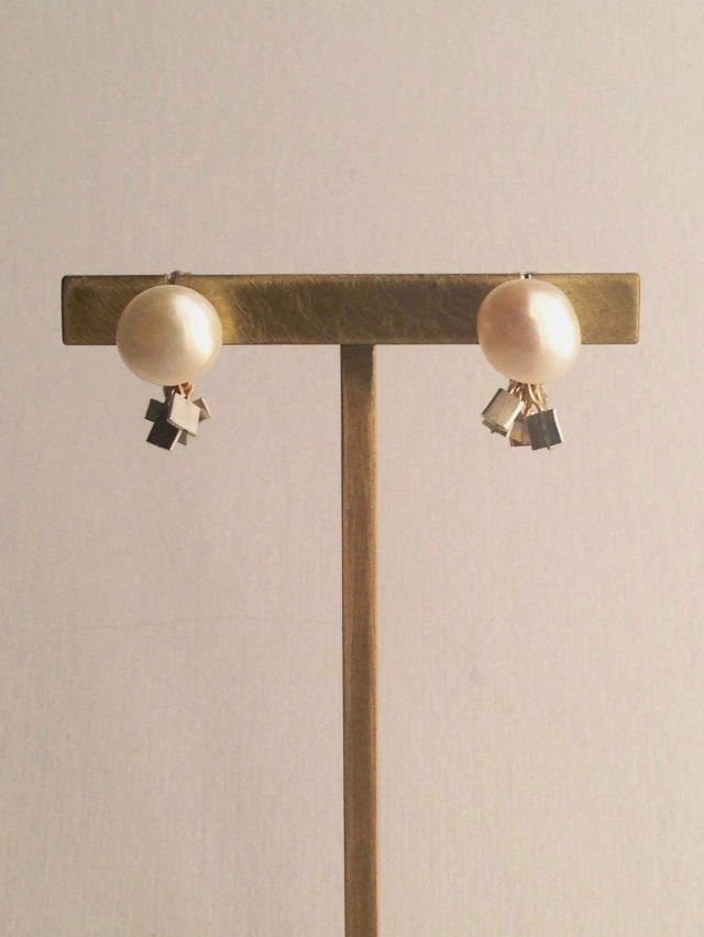 シンプルの達人。 | iichi 日々の暮らしを心地よくするハンドメイドやアンティークのマーケットプレイス