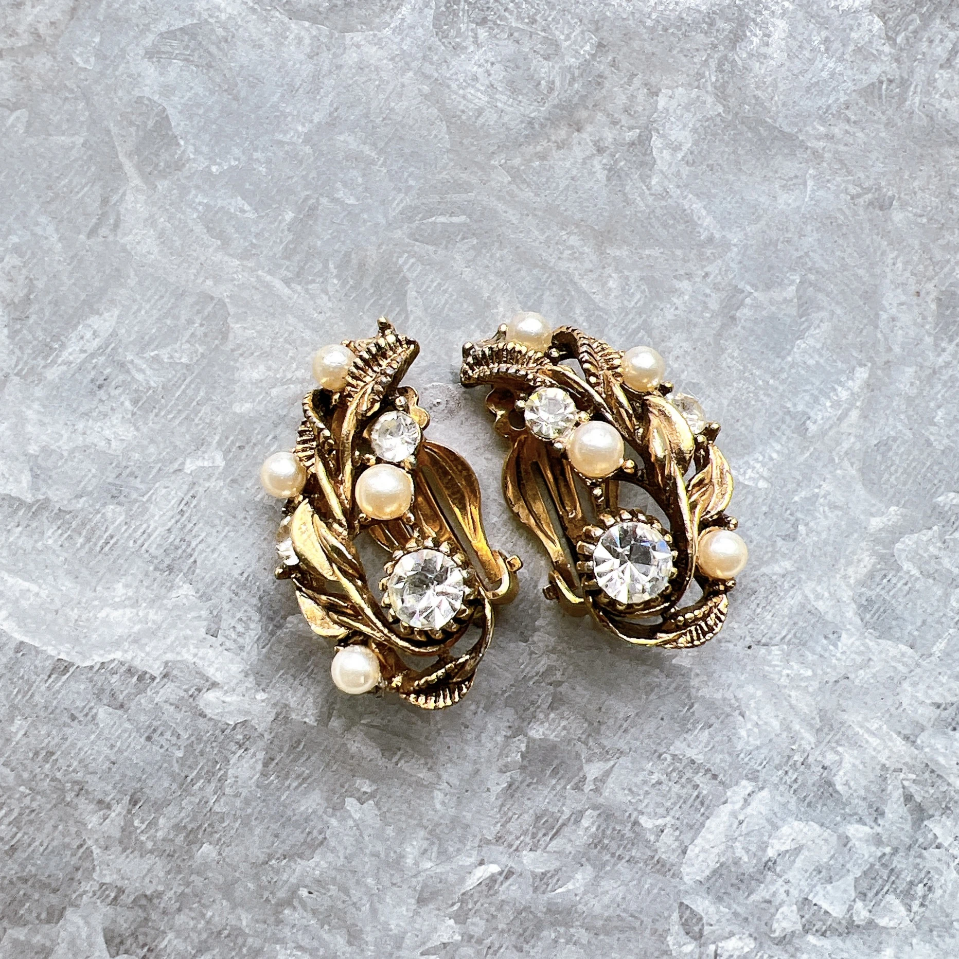 普段使いのアンティーク・ジュエリー | iichi 日々の暮らしを心地よくするハンドメイドやアンティークのマーケットプレイス