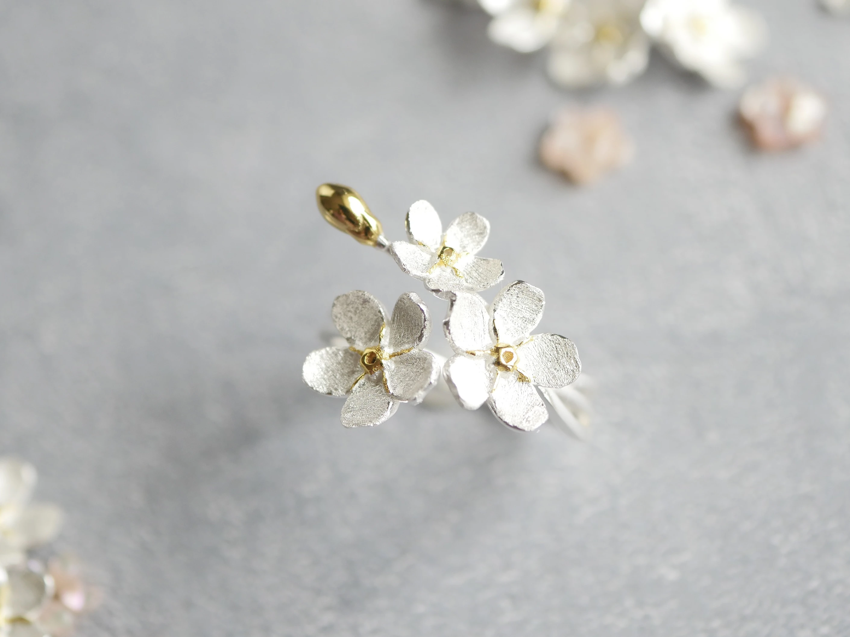 うららかな春色のもの | iichi 日々の暮らしを心地よくするハンドメイドやアンティークのマーケットプレイス