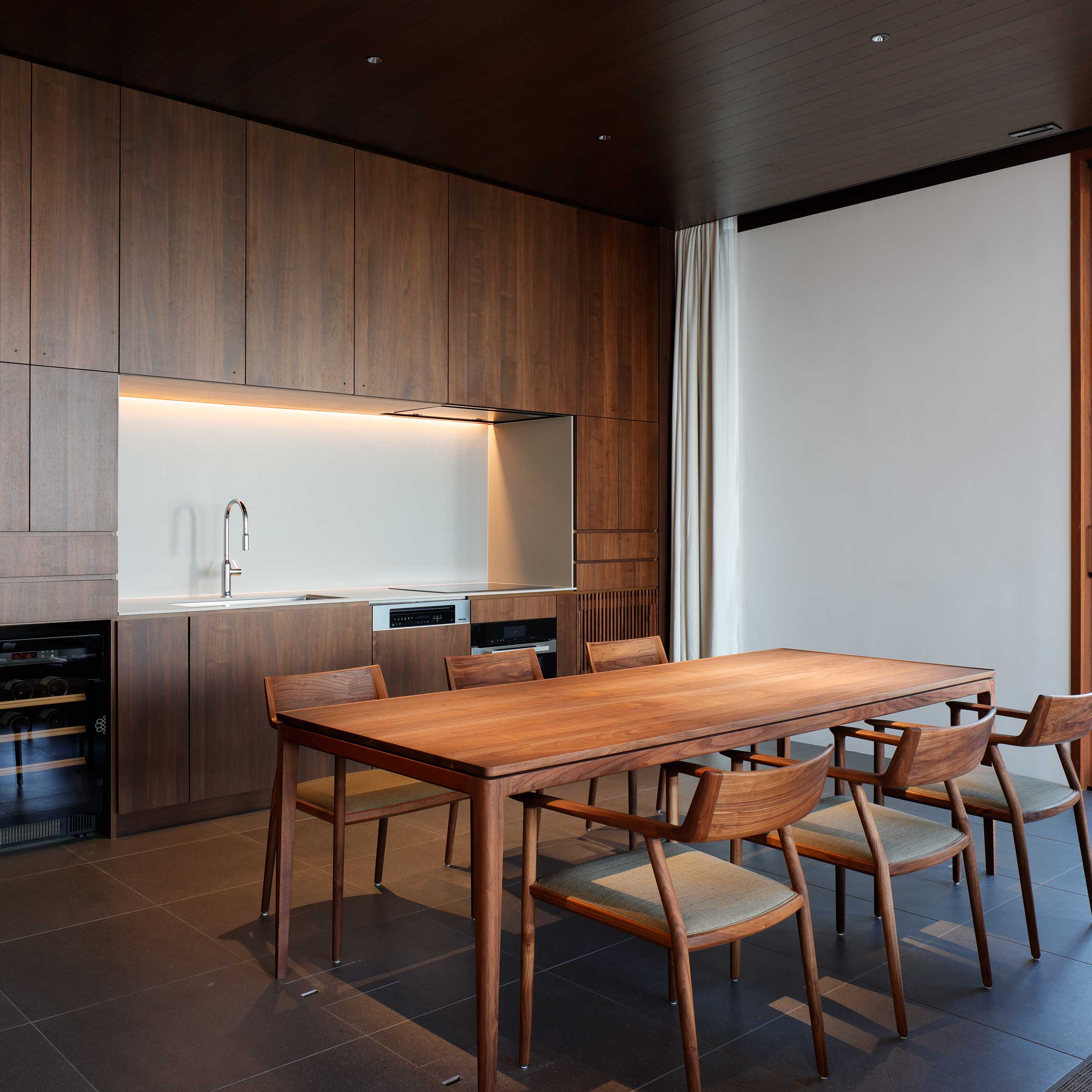 LIVING・DINING / BEDROOM