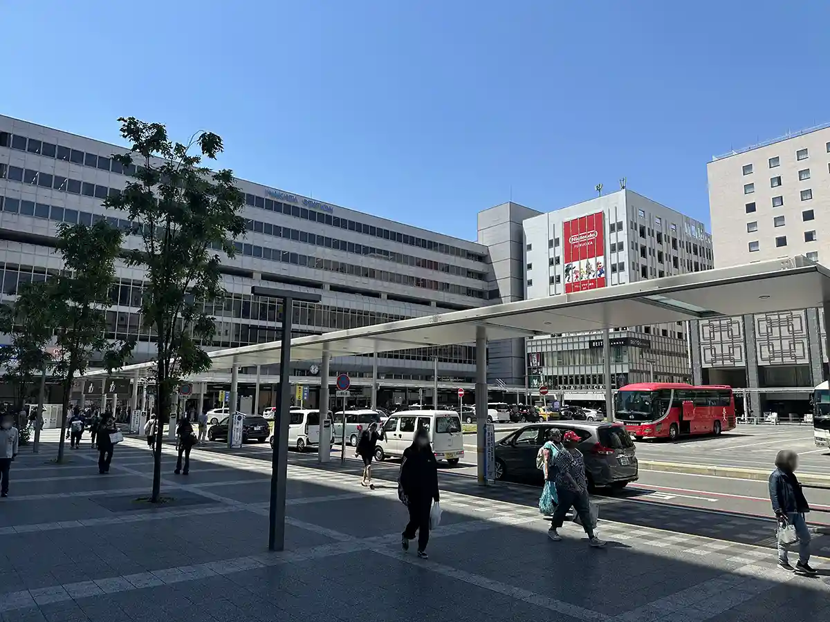 Hakata Station in Fukuoka: Shinkansen, Map, Platforms, Shopping and ...