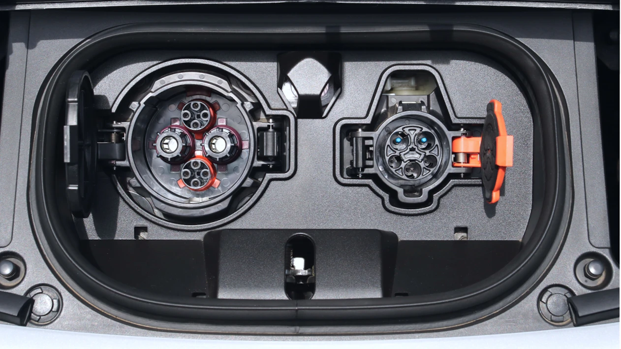 電気自動車（EV）の充電にかかる時間や費用は？普通充電と急速充電の違いも解説 | GXメディア | GO株式会社の脱炭素サービスGX