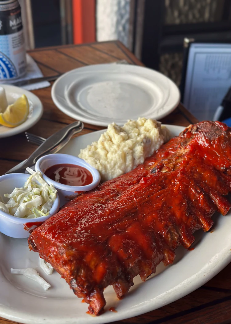 リピーター厳選！ハワイ・ワイキキのおすすめグルメ・レストラン13選｜tabimuse