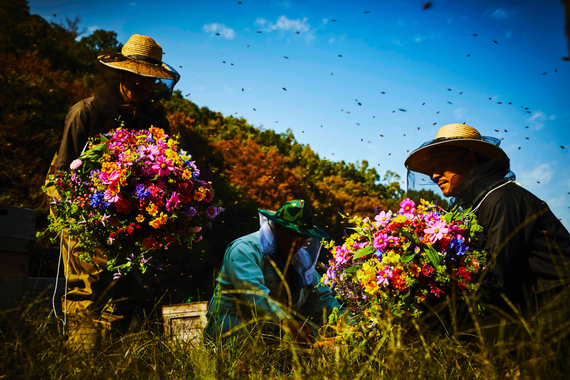 Flower & Man - Beekeeper - | AMKK（東信, 花樹研究所）