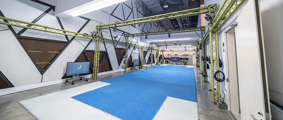 Crescent DigiCast Studio @ KMC | 新月映像