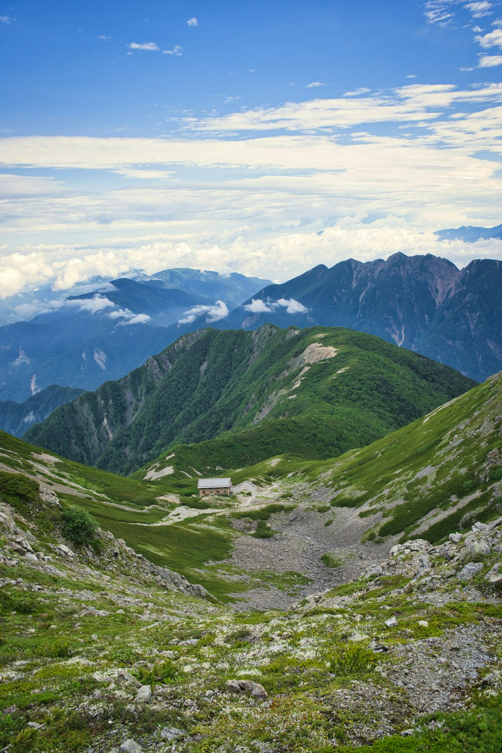 感動の山景色を逃さない。登山写真のための撮影術 | Knowledge #299 | cizucu