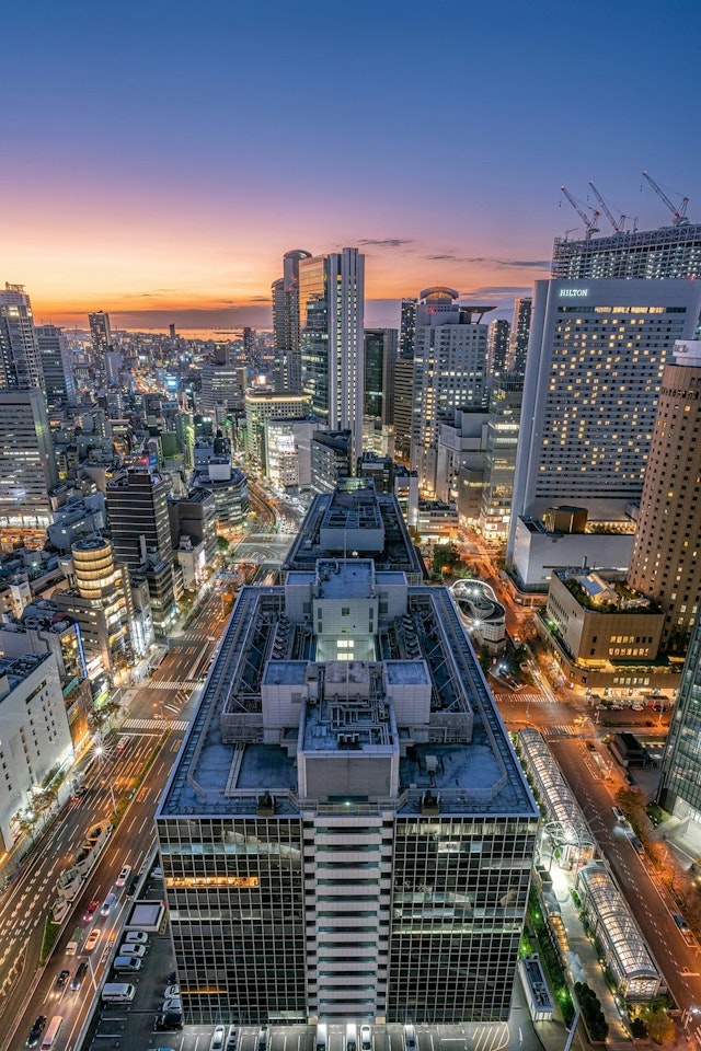 夜のスナップ撮影 基本とおすすめの設定 | Knowledge #90 | cizucu