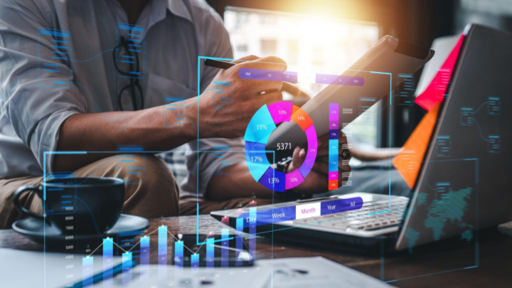 情シス（情報システム）とは？仕事内容や業務、役割を一覧で解説 | WARCエージェント マガジン