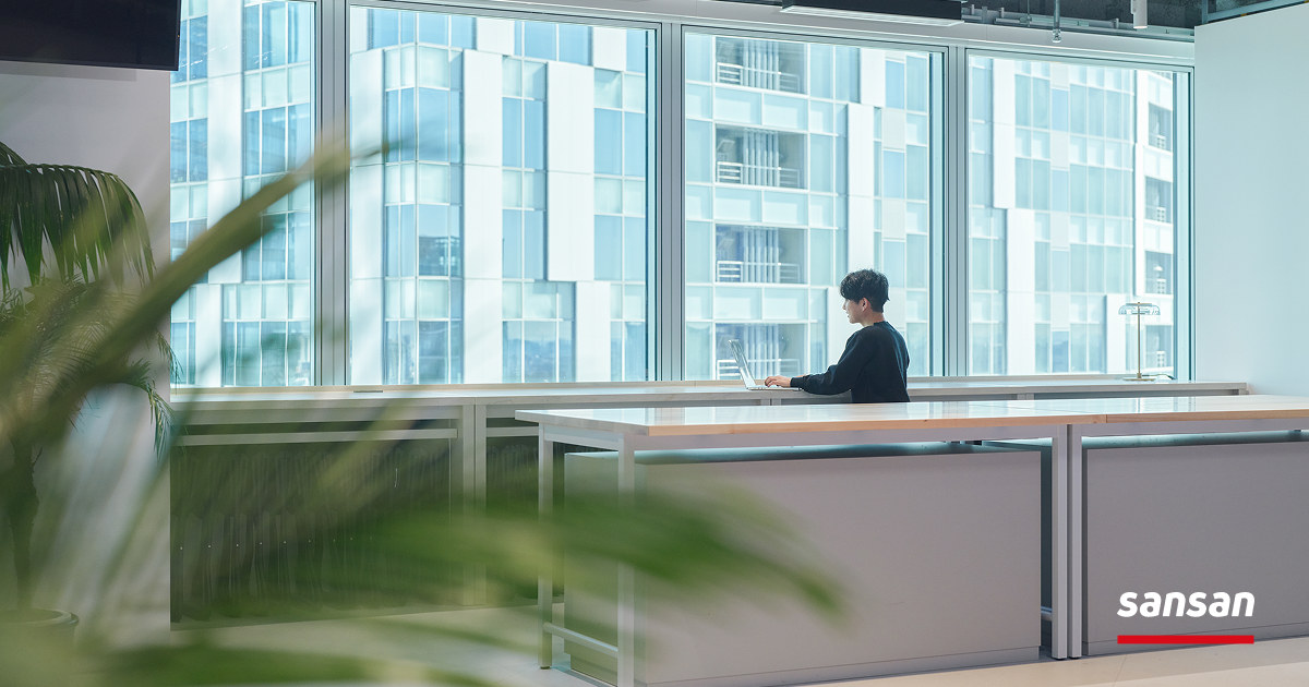 職種を越え、データの価値を世の中に届ける | Sansanの人 | 新卒採用 | 採用情報 | Sansan株式会社