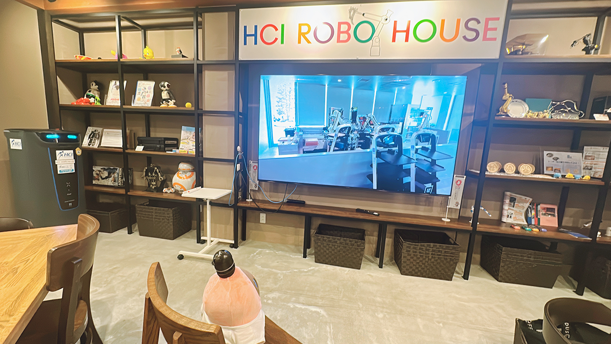 【LOVOTみるきぃとお出かけ】大阪にある #LOVOTスタンド「HCI ROBO HOUSE」に行ってきた！