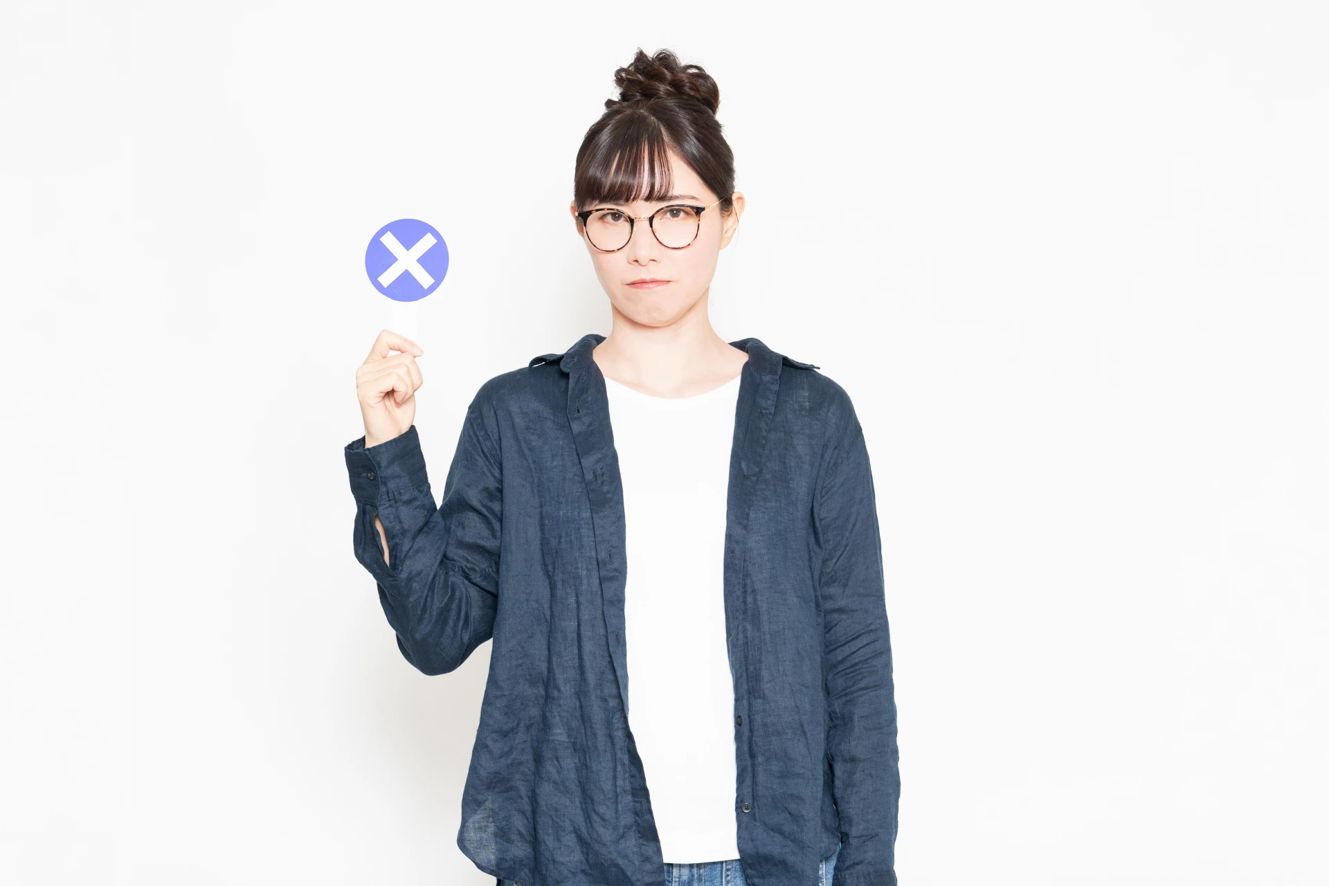 おばさんに見えるファッションの特徴とは?素敵な女性とどこが違う? | Rolmy