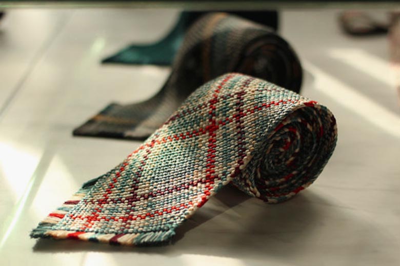 Kumihimo — weaving emotions and tradition into colorful silk braids ...