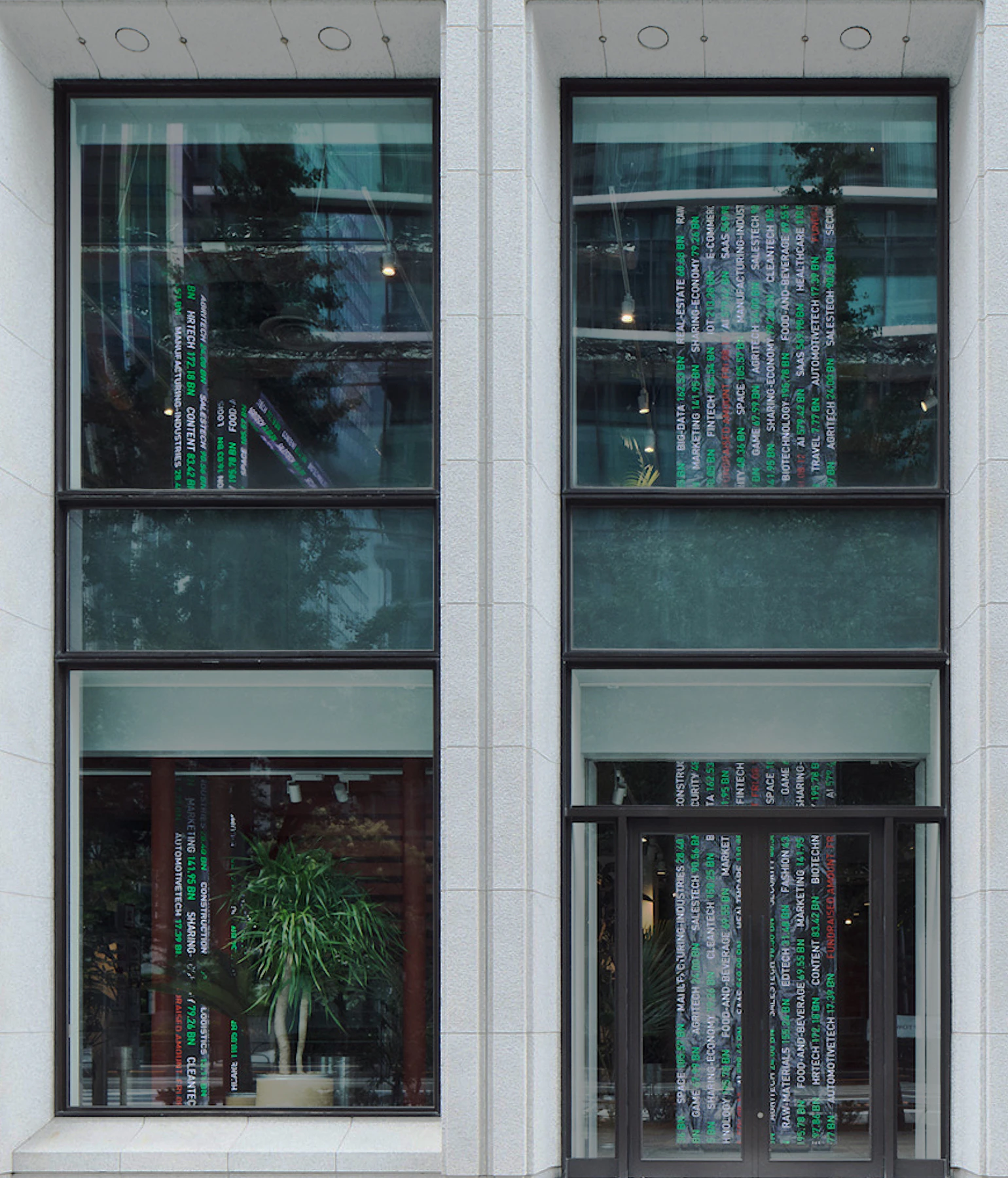 Ambient Digital Signage "Duct Mimicry"