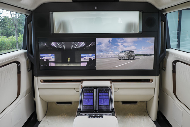 レクサス新型フラッグシップMPV「LM」発売後レビュー！何人乗り？｜KINTO