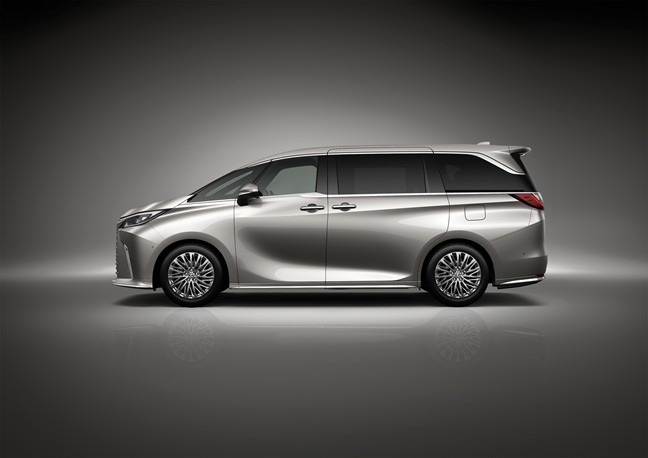 レクサス新型フラッグシップMPV「LM」発売後レビュー！何人乗り？｜KINTO