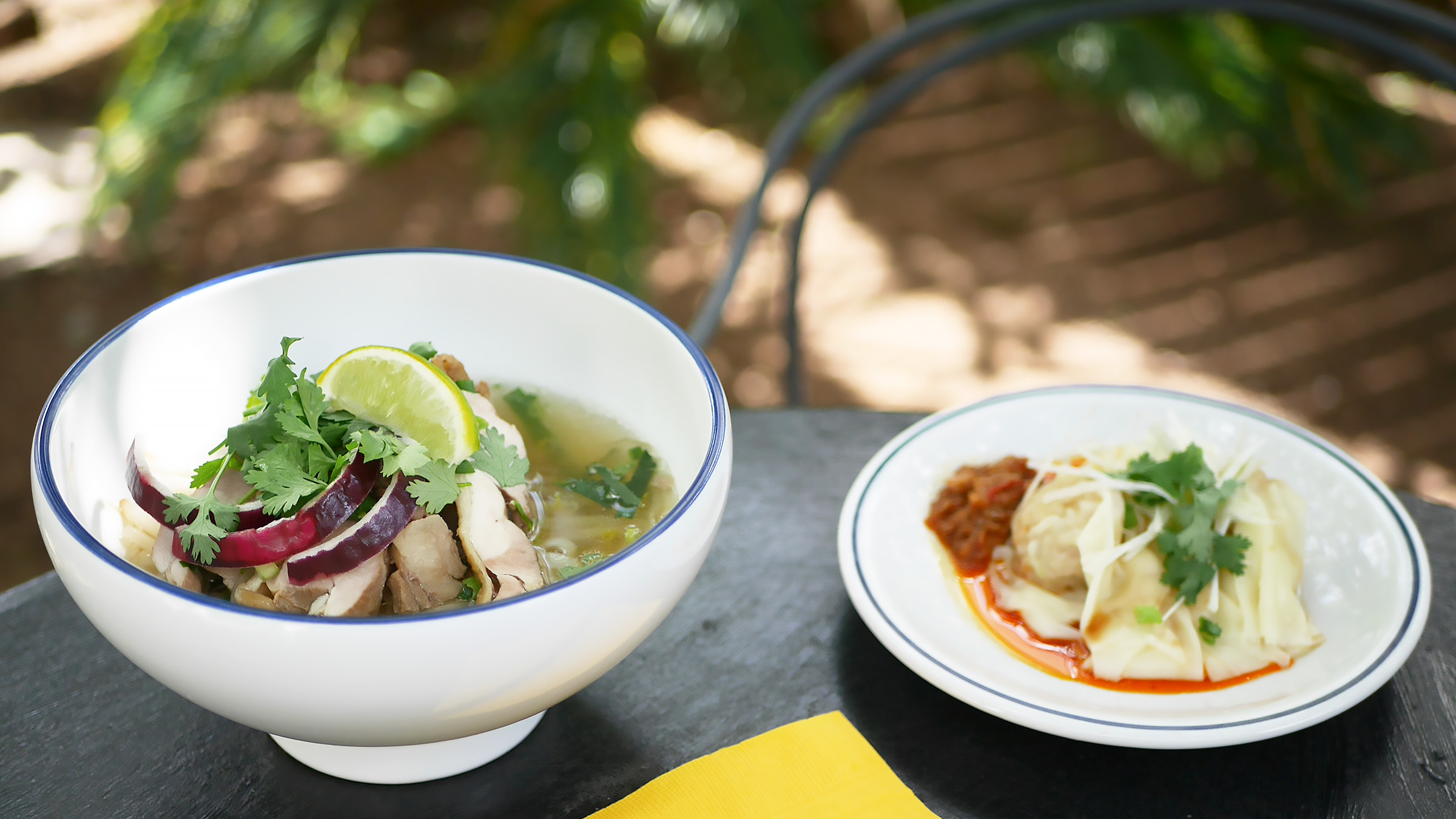 【逗子】旅先気分で味わう、鶏と牛すじのフォー。多国籍カフェ「Love Saves the Day」｜地元良品JOURNEY-三浦半島篇-